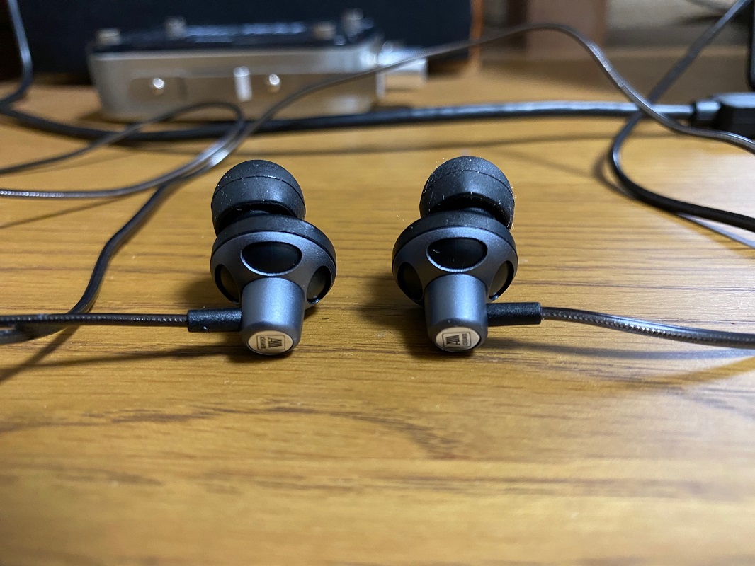 『低音の量感・歪み感がなく聞き取りやすいボーカルのイヤホン』ASHIDAVOX EA-HF1 徹底レビューまとめ - ブログ-オーディオを楽しもう